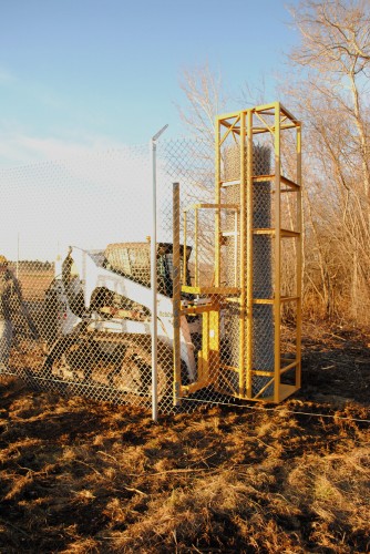 Installink Fence Dispenser | L&C Enterprises-USA