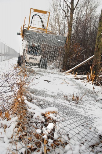 Rapid Roller | Barb Wire Roller | Barb wire winder for skid steer